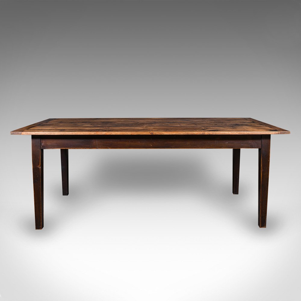 Antique English Farmhouse Dining Table in Pine, 1890s for sale at Pamono