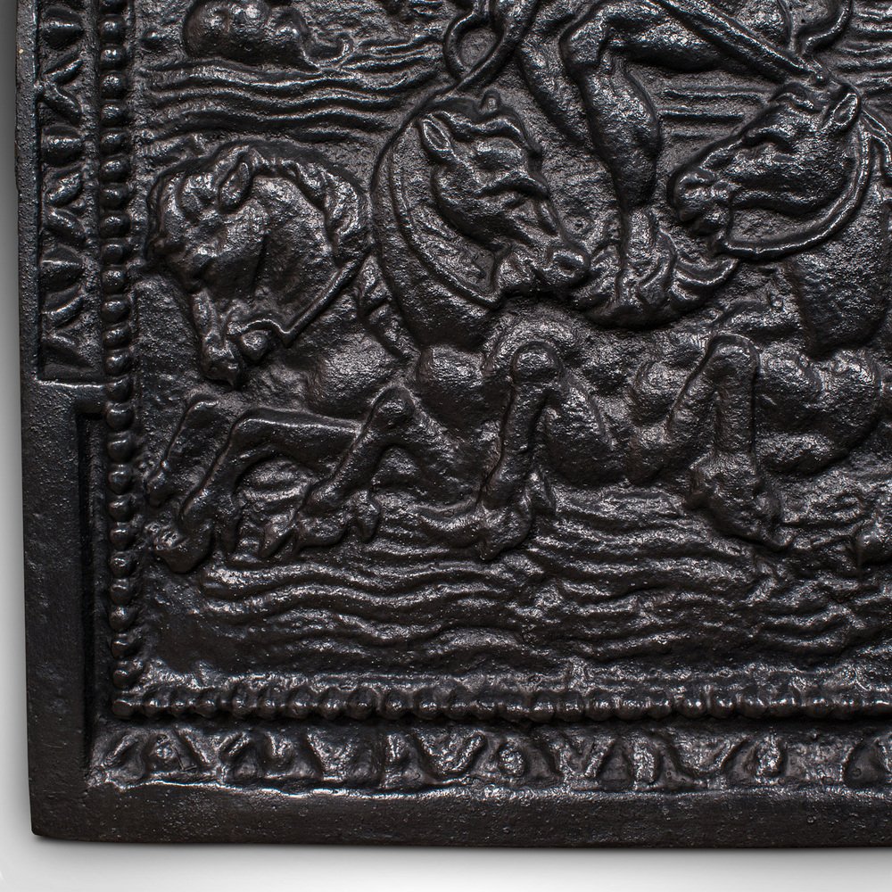 Antique English Relief Fire Back in Cast Iron, 1900 for sale at Pamono