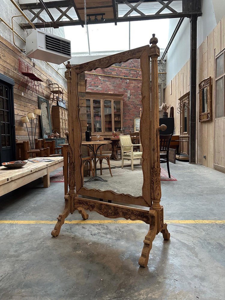 Psyche Mirror in Carved Oak, Late 19th Century for sale at Pamono