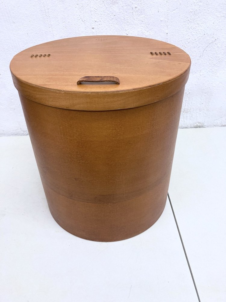 Italian Laundry Chest by Ingo Knuth for D Mola Milano, 1980s for sale ...