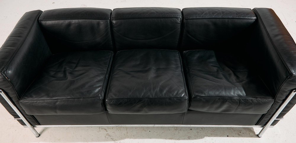 LC2 Sofa by Le Corbusier, Pierre Jeanneret and Charlotte Perriand for ...