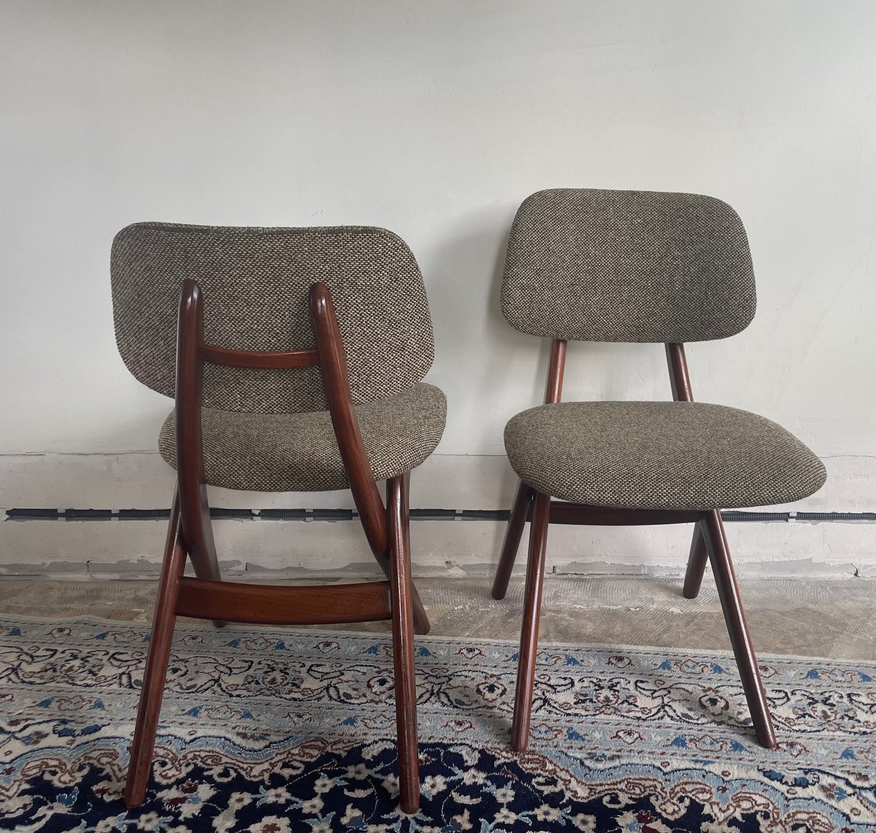 Set of Scissor Chairs by Louis Van Teeffelen for Wébé, 1960s for sale ...