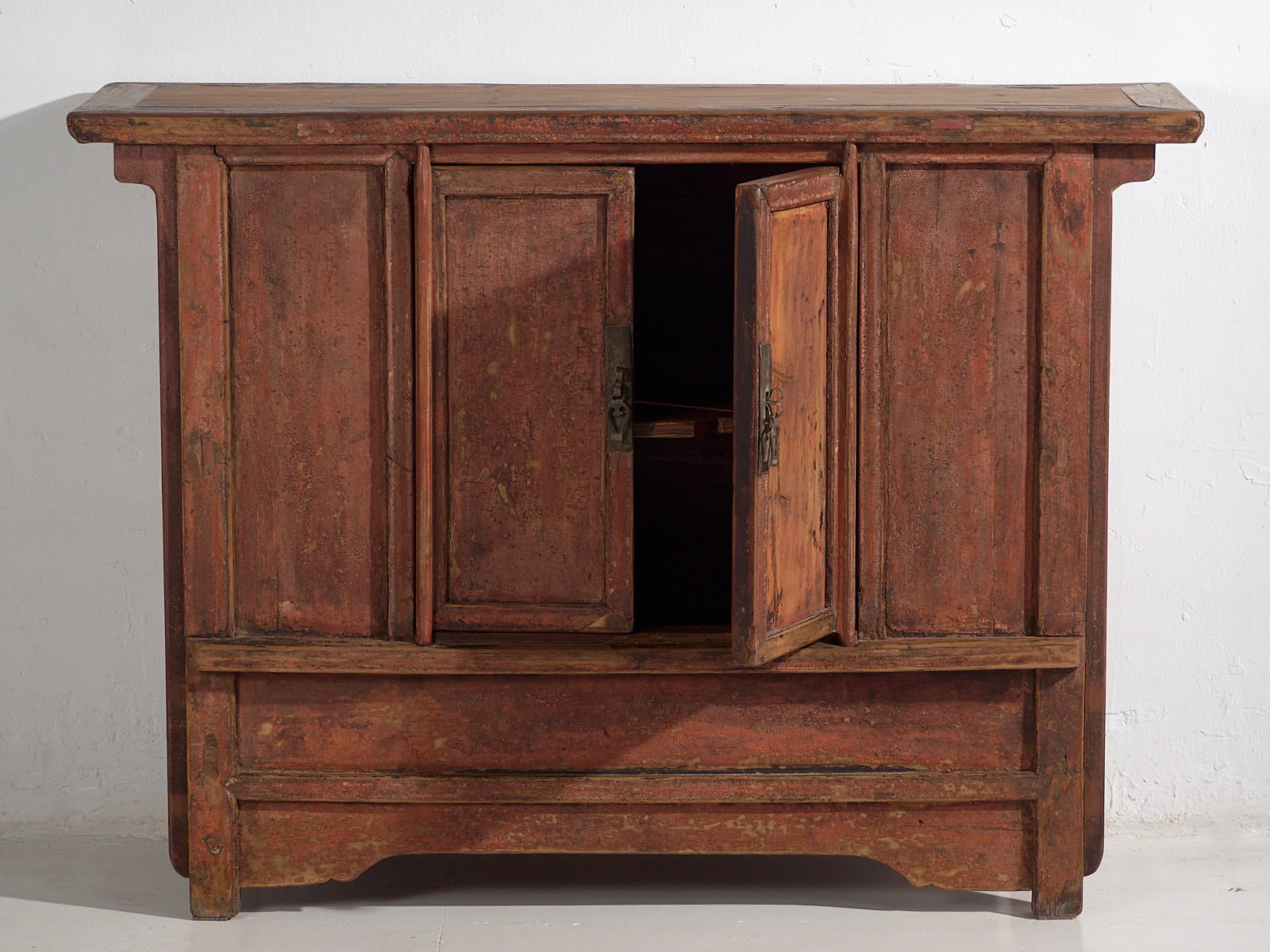 Antique Chinese Cabinet, 1900s for sale at Pamono