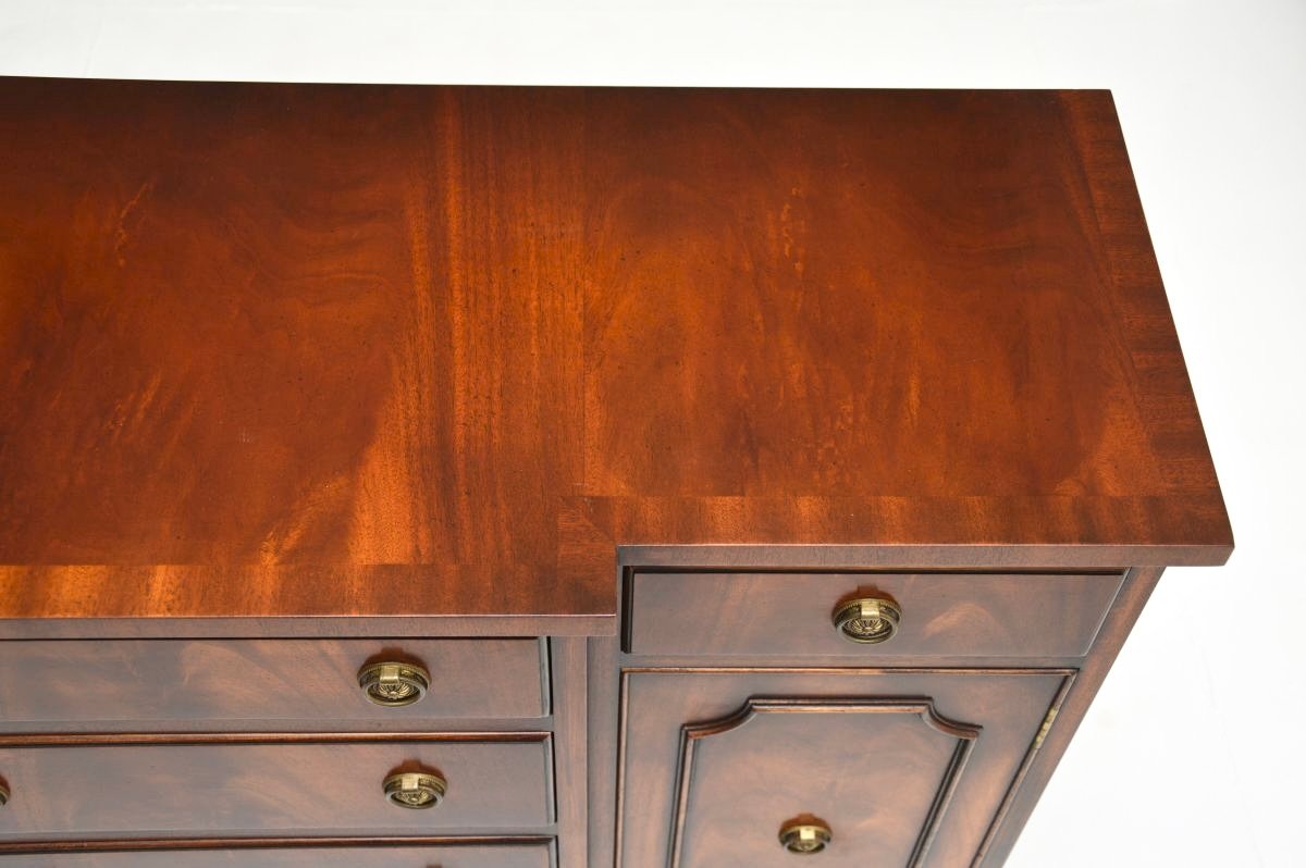 Small Vintage Breakfront Sideboard, 1950 for sale at Pamono