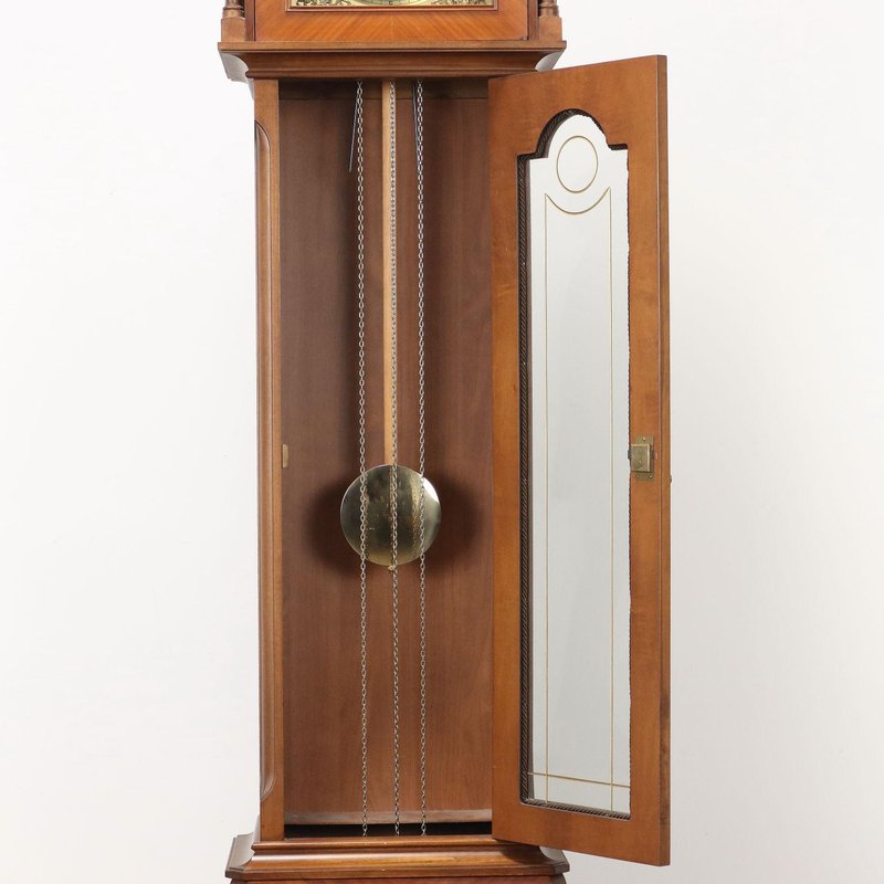 Antique Pendulum Clock in Walnut Veneer for sale at Pamono