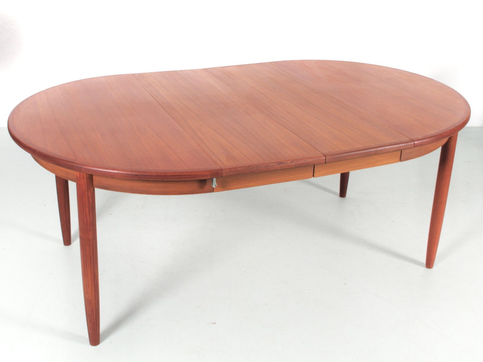 Scandinavian Extendable Teak Dining Table, 1963 for sale at Pamono