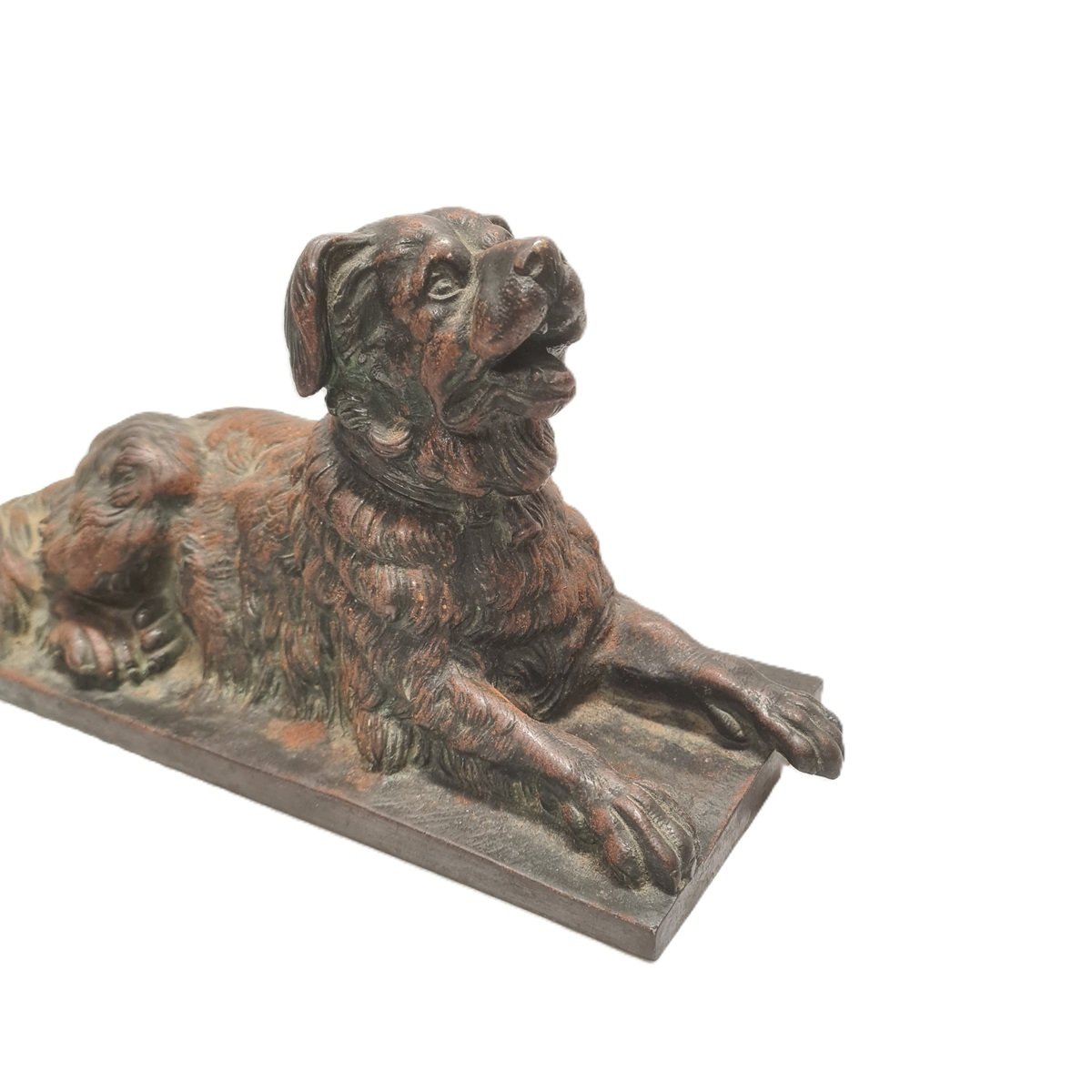 Antique Cast Iron Reclining Dog, 1850s-1900s for sale at Pamono