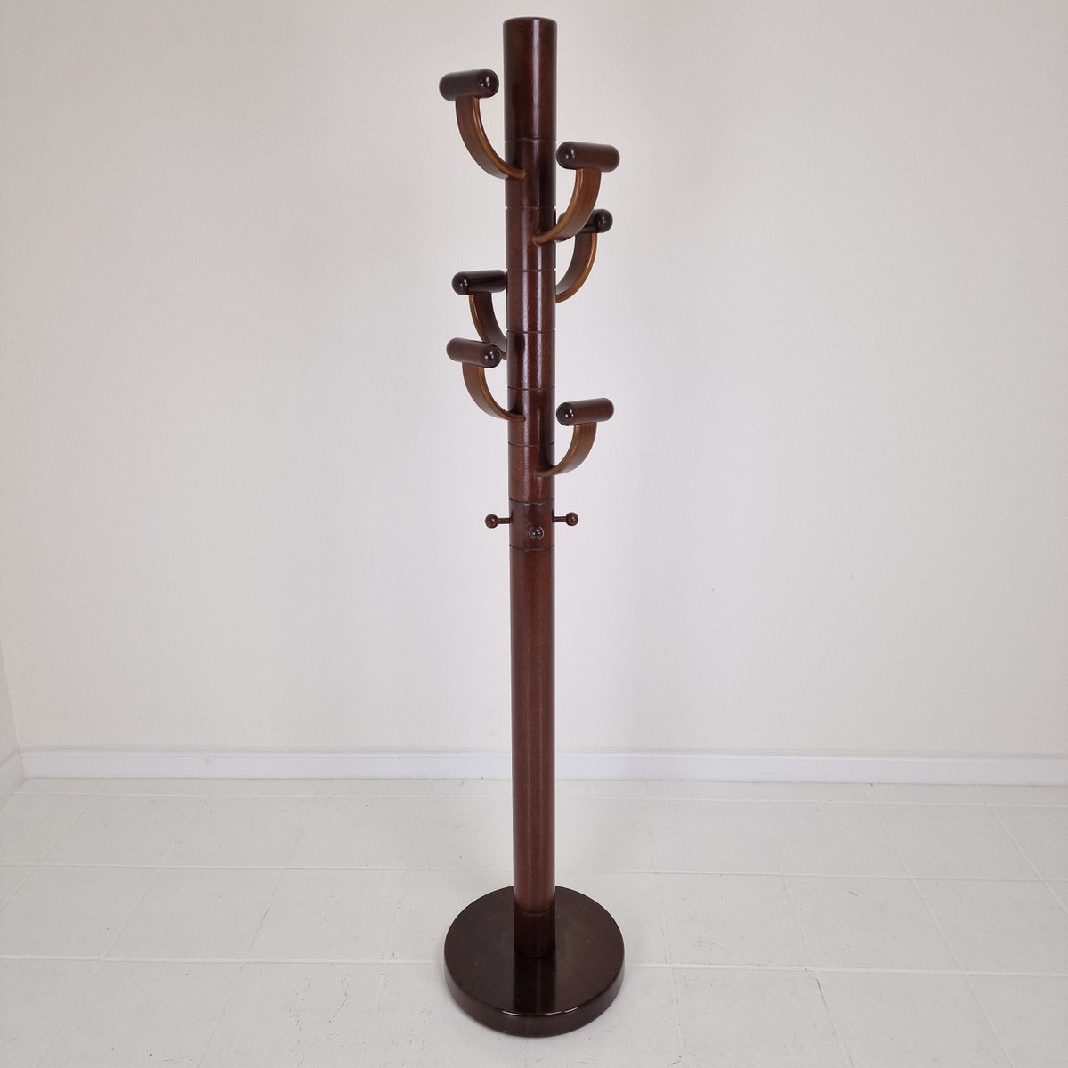 Italian Teak Wooden Coat Rack, 1980s for sale at Pamono