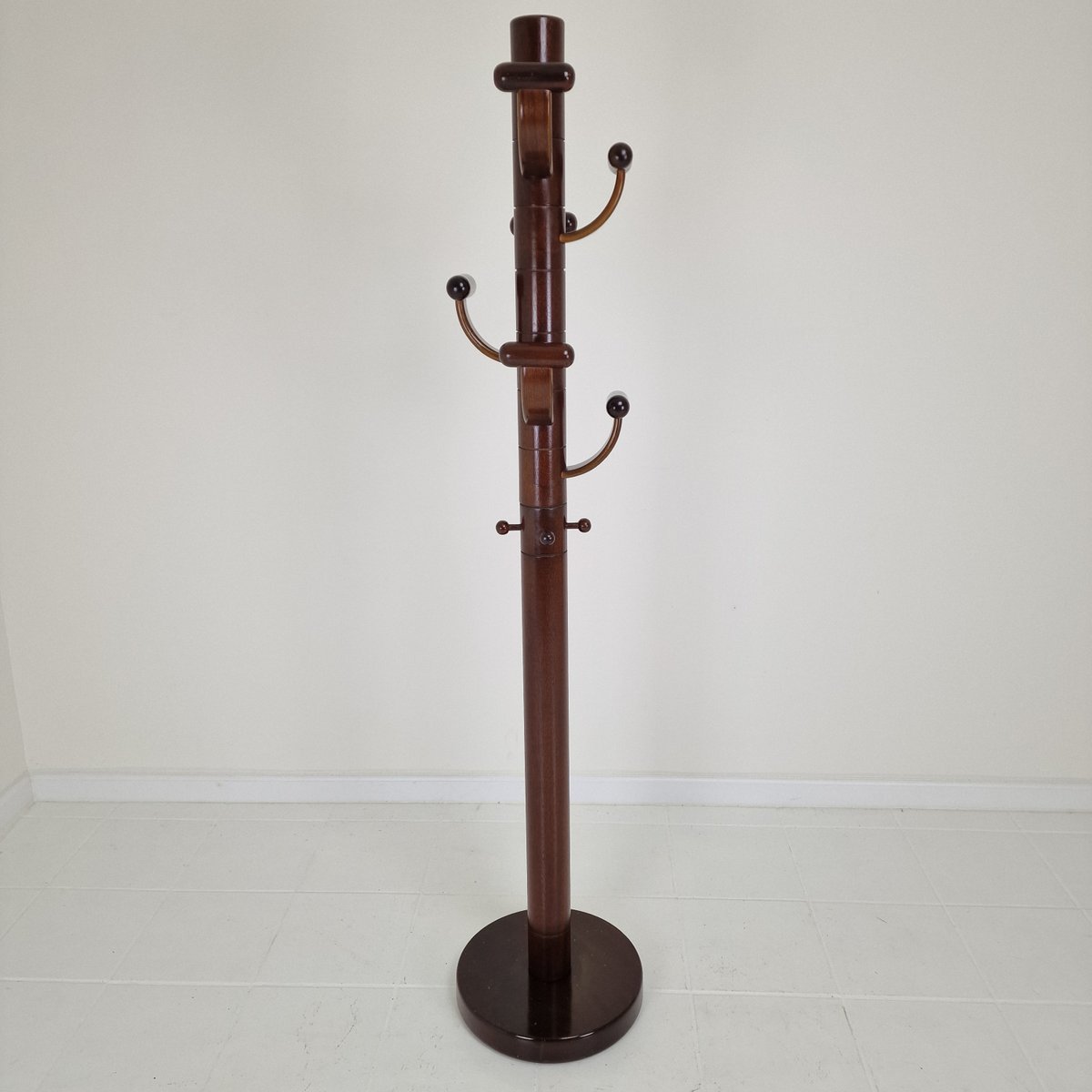 Italian Teak Wooden Coat Rack, 1980s for sale at Pamono