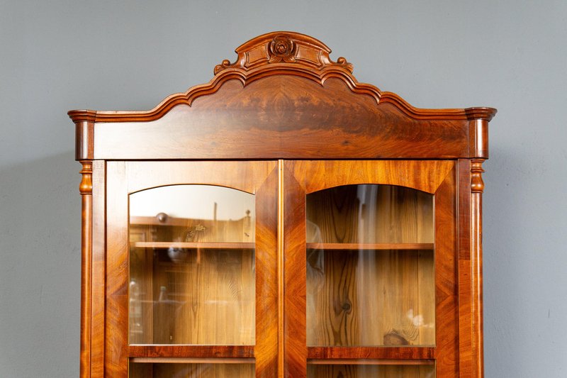 Louis Philippe Display Cabinet for sale at Pamono