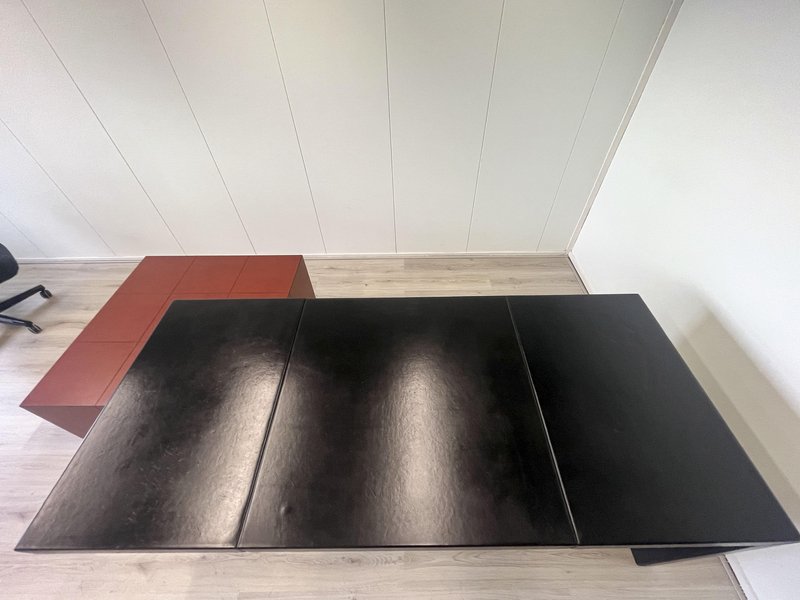 CEO Cube Desk in Leather from Poltrona Frau, Early 2000s for sale at Pamono