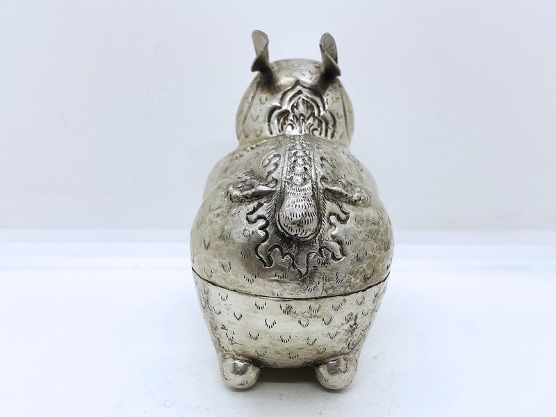 Antique Cambodian Khmer Rabbit in Silver for sale at Pamono