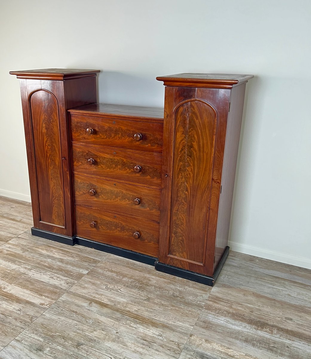 Victorian Flame Mahogany Wardrobe for sale at Pamono