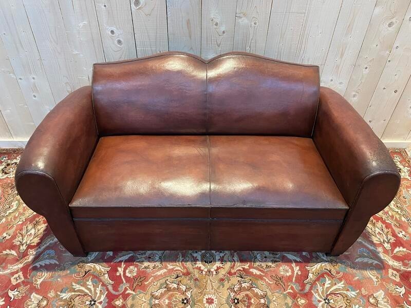 Art Deco Leather Club Sofa for sale at Pamono