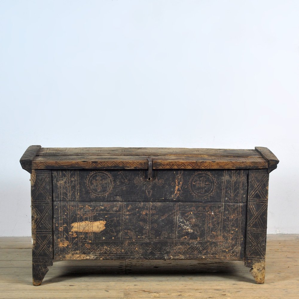 Antique Shepherd's Chest, 1820s for sale at Pamono
