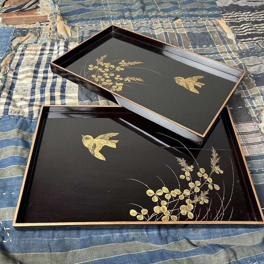 Japanese Wooden Lacquerware Trays, 1920s, Set of 2 for sale at Pamono