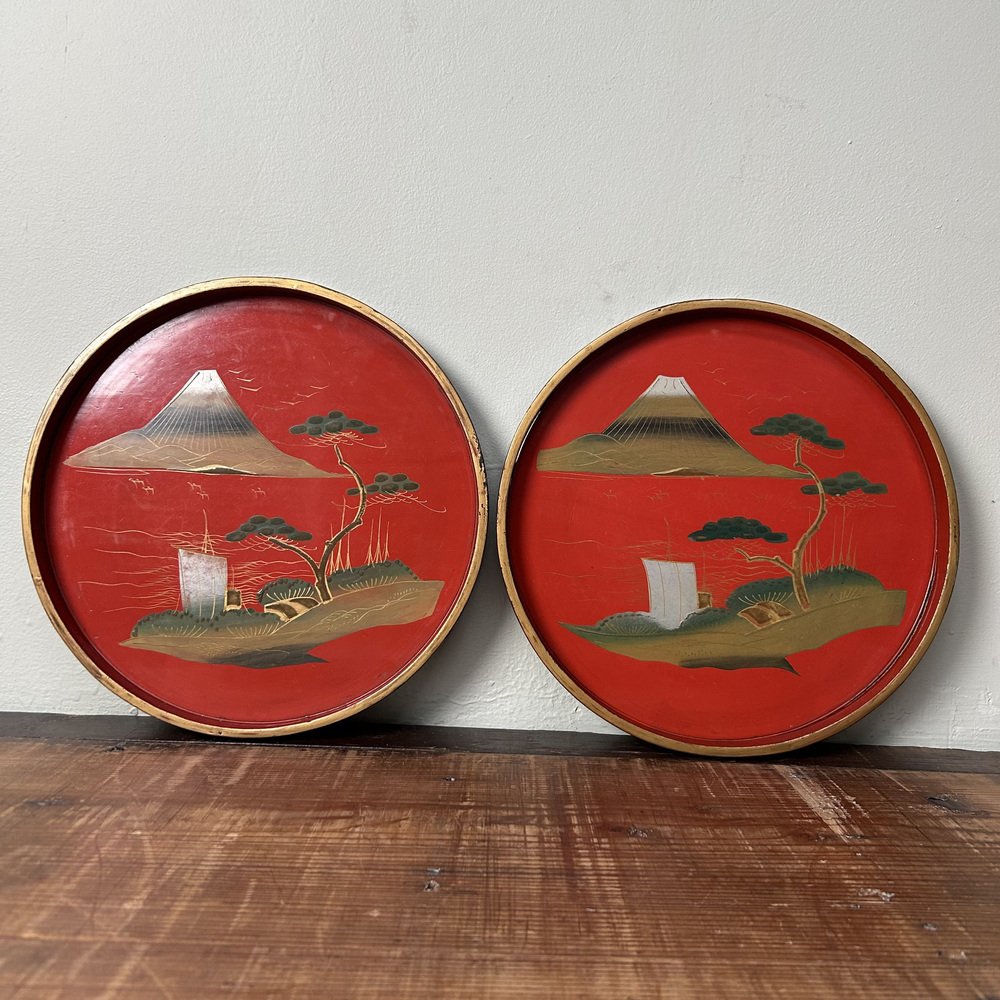 Round Wooden Urushi Lacquerware Trays, 1890s, Set of 2 for sale at Pamono