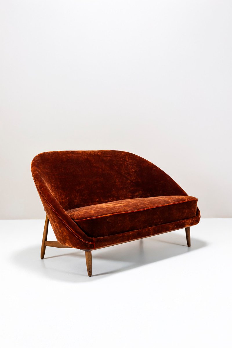 Model 115 Two-Seater Sofa in Velvet by Theo Ruth for Artifort, 1958 for sale at Pamono