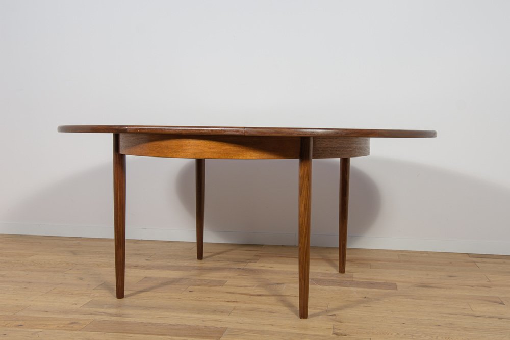 Mid-Century Teak Round Fresco Dining Table from G-Plan, United Knigdom ...