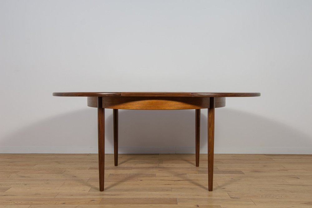 Mid-Century Teak Round Fresco Dining Table from G-Plan, United Knigdom ...