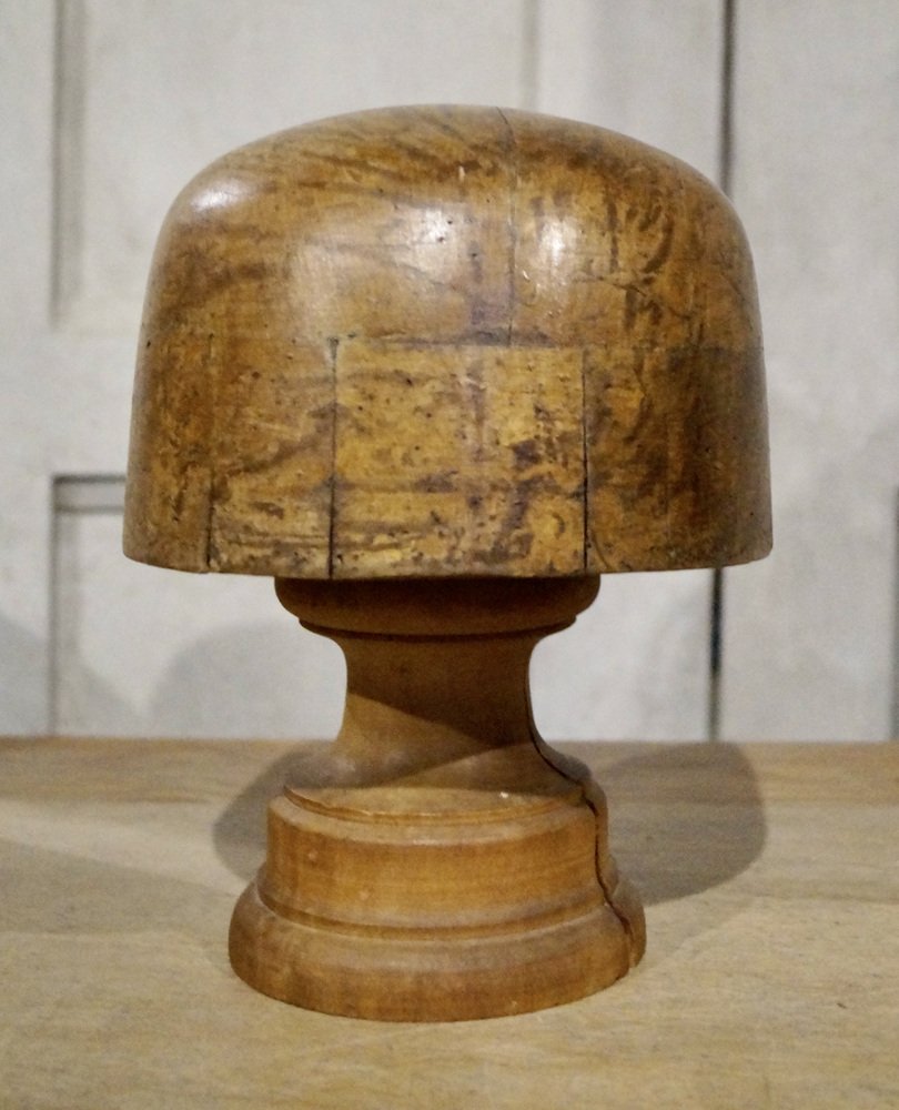 Hat Block on Stand by Riva Marchesi for Paris Milliners, 1900s for sale ...
