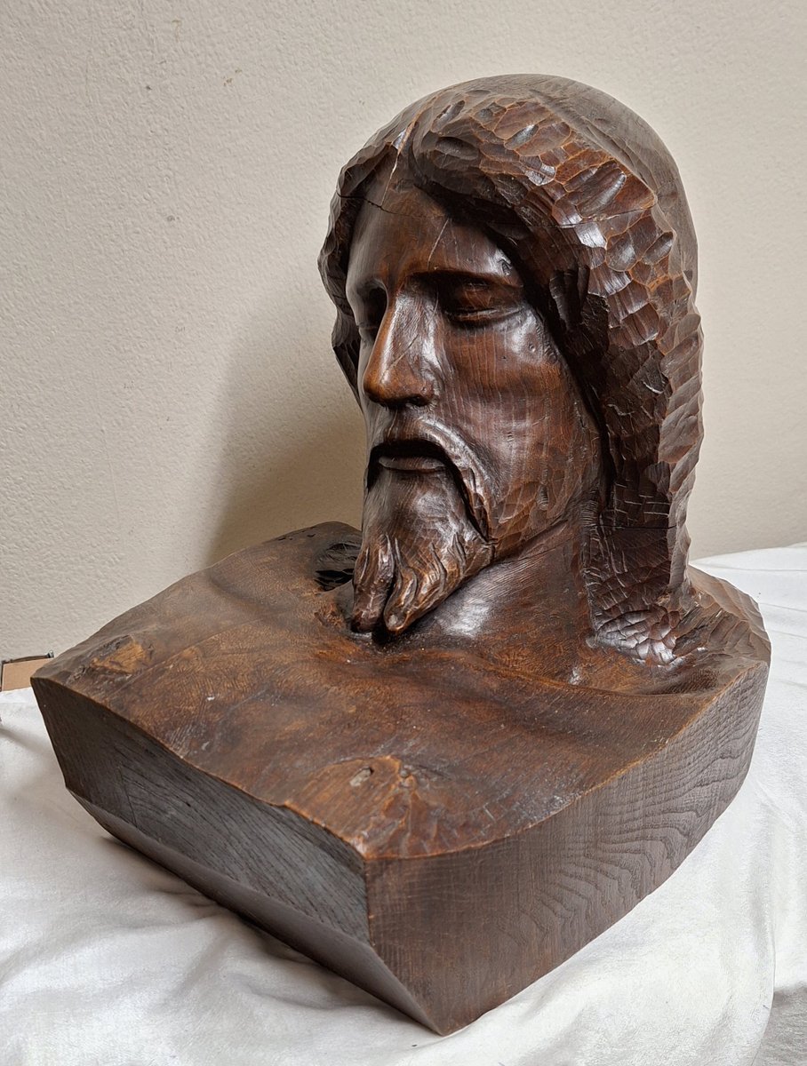 Hand-Carved Bust of Jesus, 1900, Elm for sale at Pamono