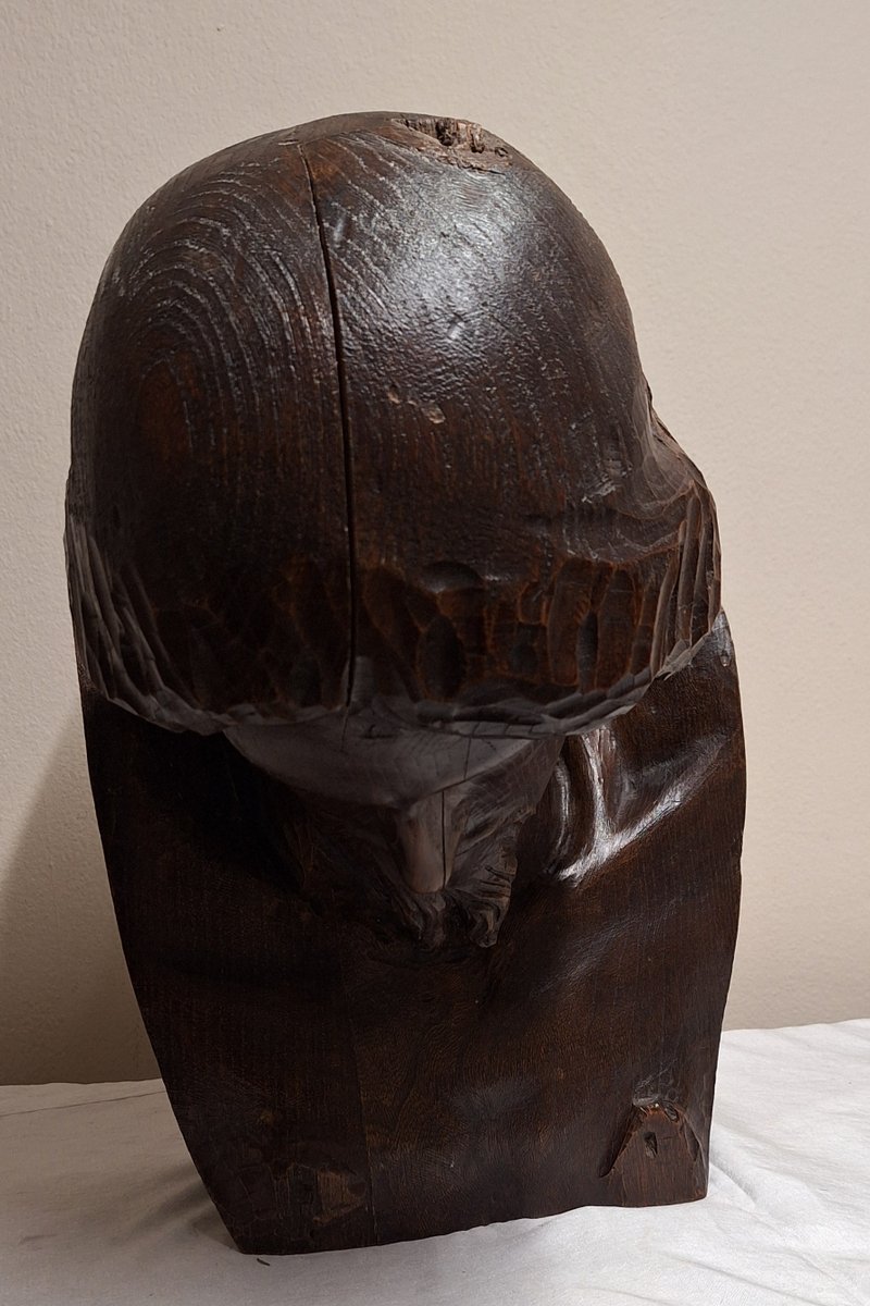 Hand-Carved Bust of Jesus, 1900, Elm for sale at Pamono