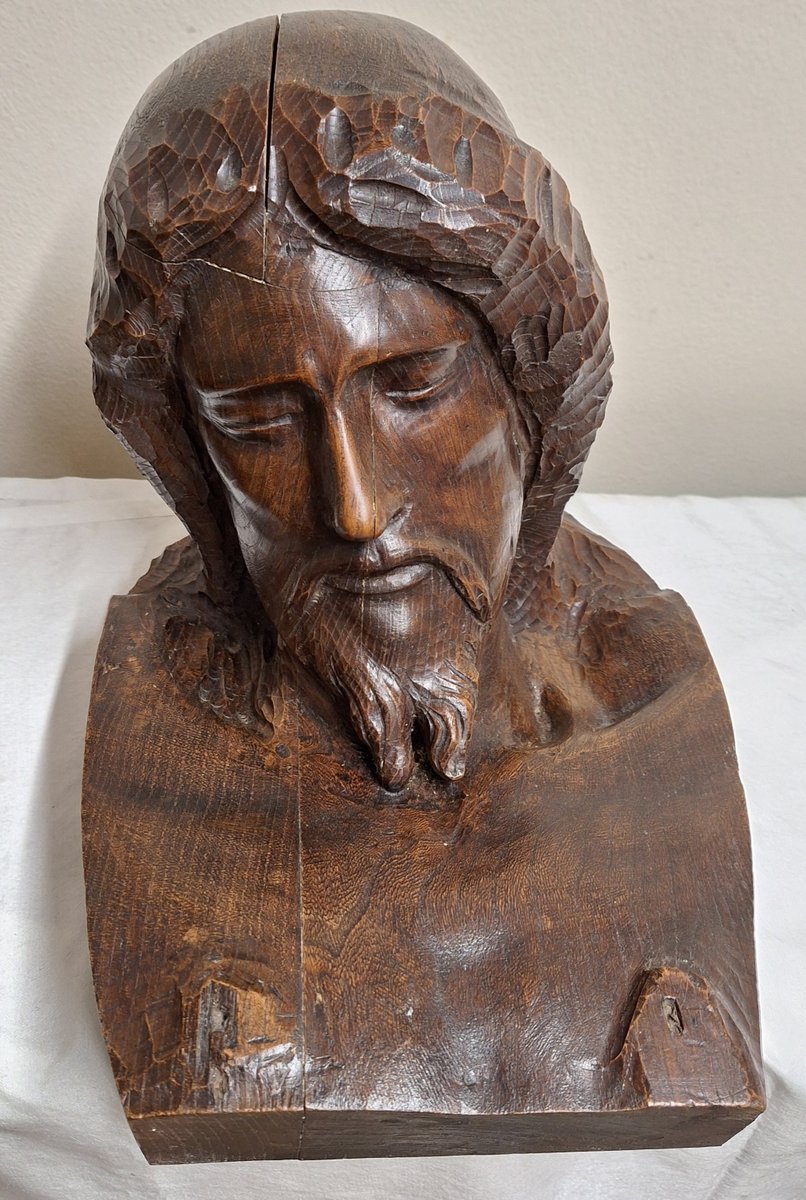 Hand-Carved Bust of Jesus, 1900, Elm for sale at Pamono