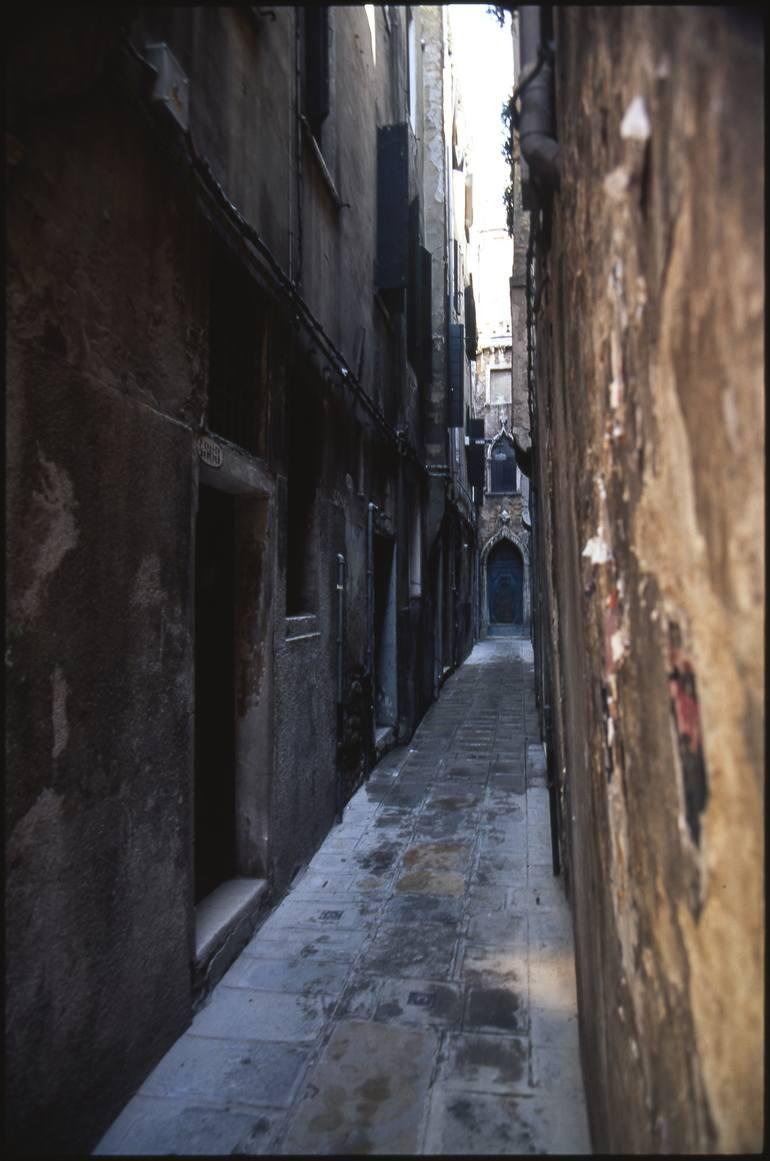 Paul Cooklin, Alley, Photograph for sale at Pamono