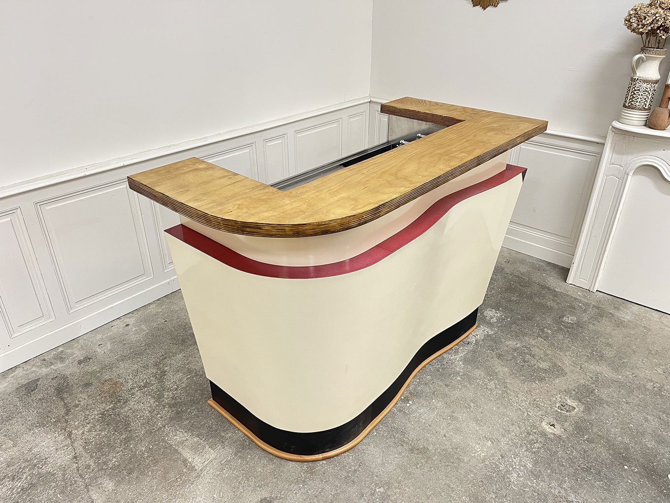 Vintage Bar in Oak and Formica, 1970s for sale at Pamono