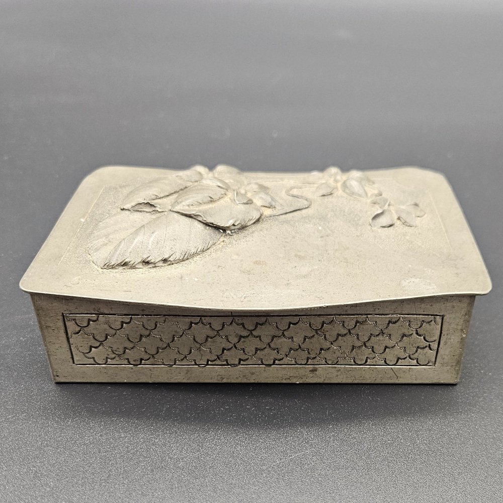 Art Nouveau Lidded Box by Stegel from Floral, 1920s for sale at Pamono