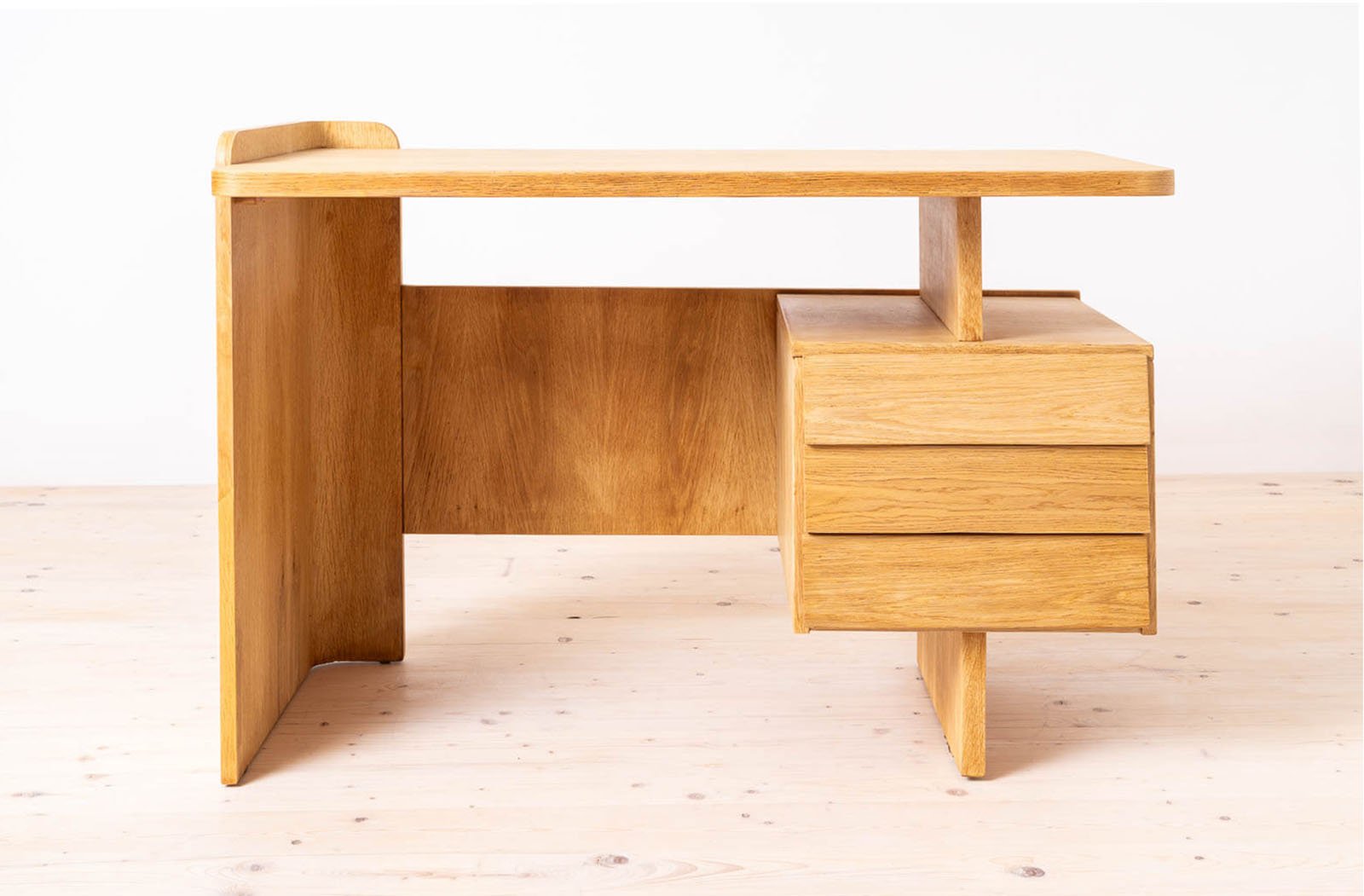 Postmodern Desk in Oak Veneer by Bohumil Landsman, 1970s for sale at Pamono