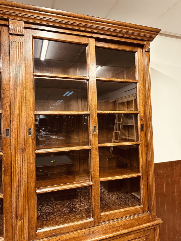Large Classic Oak Library Bookcase for sale at Pamono