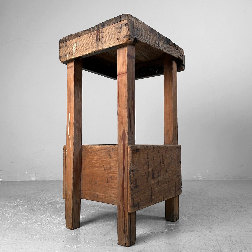 Minimalist Wooden Mingei Stool, Japan, 1940s for sale at Pamono