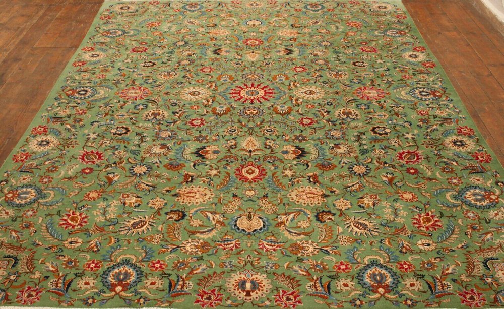 Middle Eastern Hand-Knotted Rug for sale at Pamono