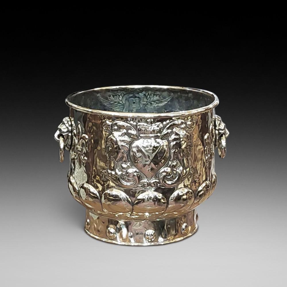 Victorian Brass Log Bucket Jardiniere for sale at Pamono