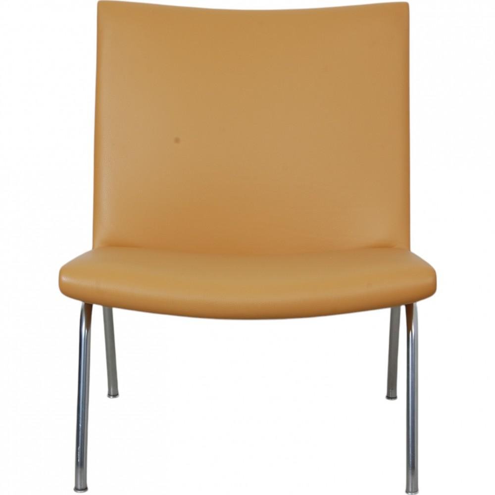 AP-40 Chair in Natural Colored Leather by Hans Wegner, 1980s for sale ...