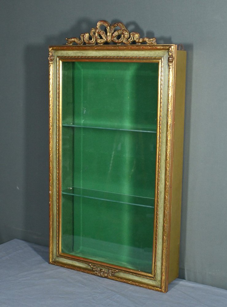 Wall Display Case in Golden Wood, 20th Century for sale at Pamono