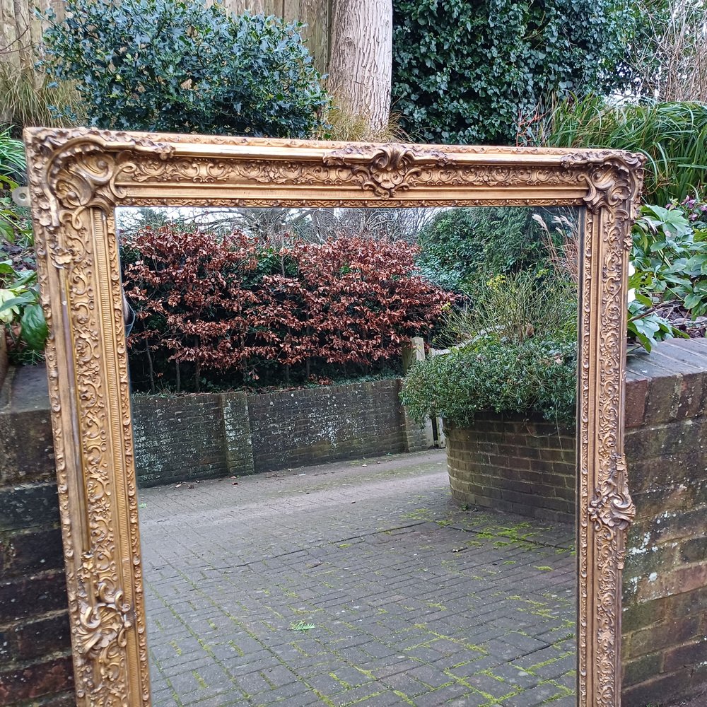 Victorian Gold Framed Mirror for sale at Pamono
