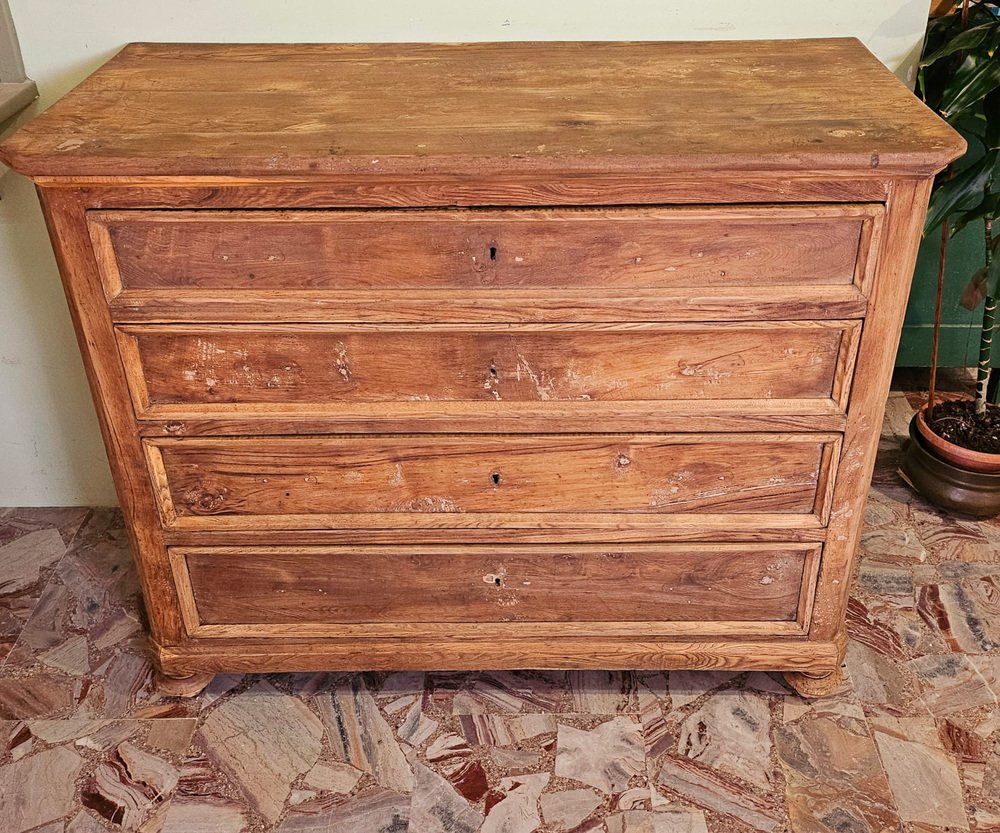 Tuscan Chestnut Chest of Drawers for sale at Pamono