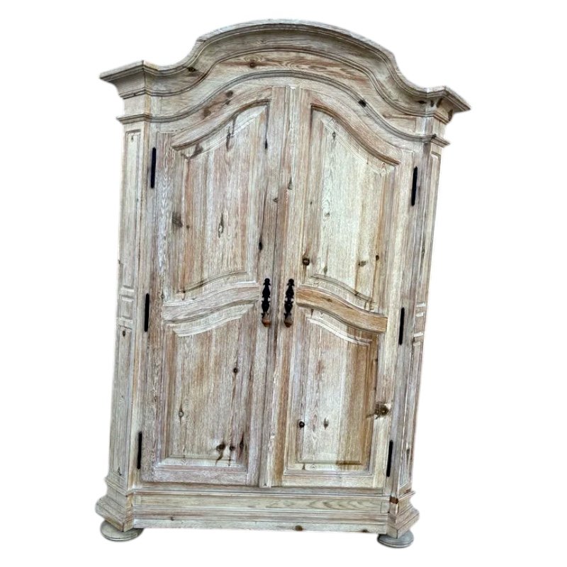 Spanish Classical Rustic Wardrobe for sale at Pamono