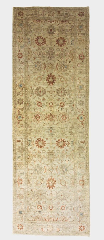 Middle Eastern Wool Rug for sale at Pamono