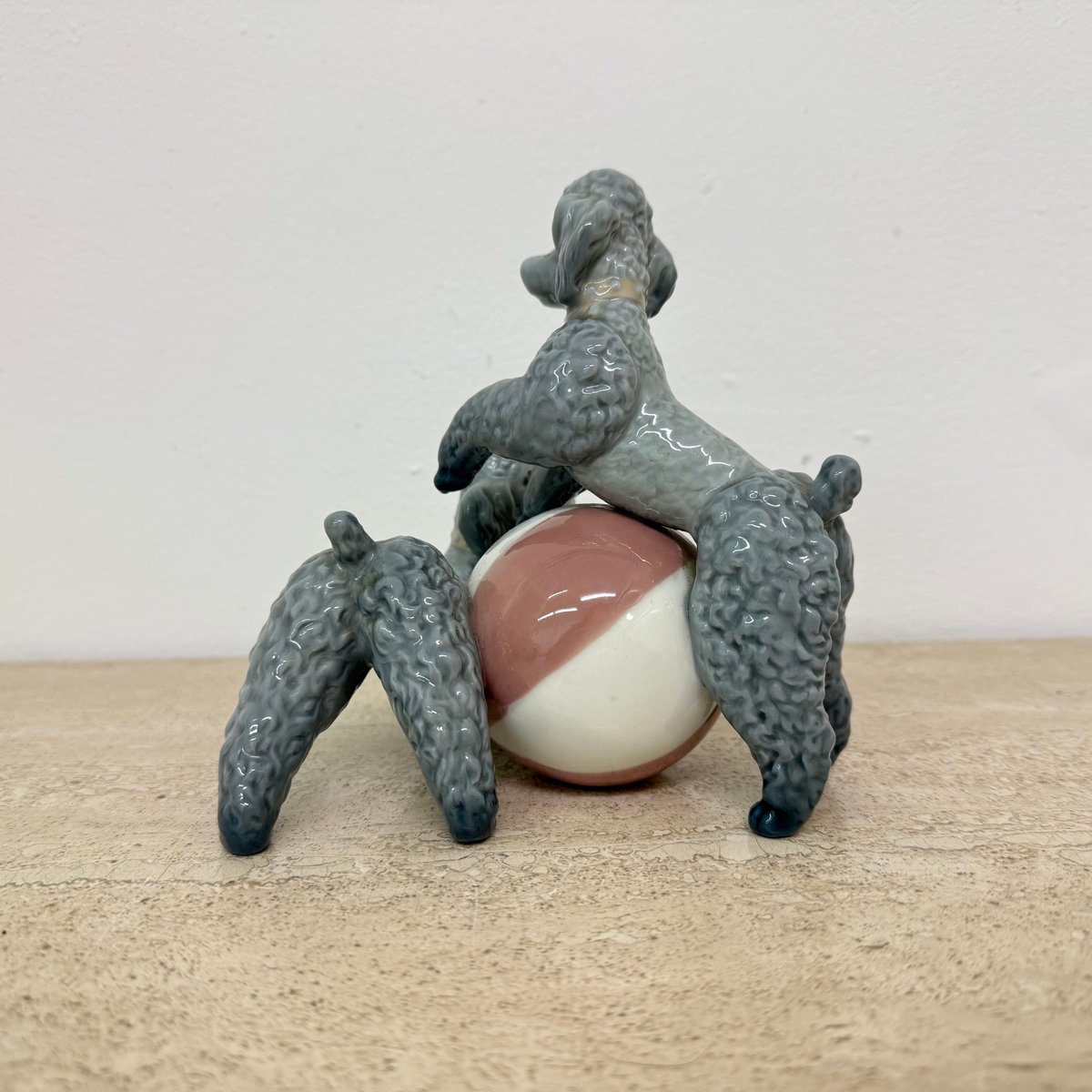 Spain Porcelain Poodle Sculpture, Spain, 1970s for sale at Pamono