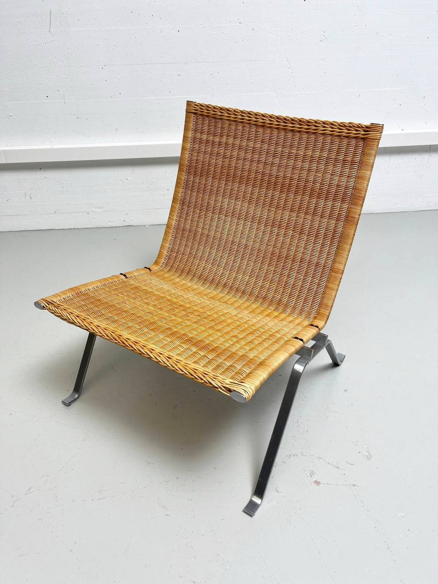 Scandinavian Pk22 Lounge Chair by Poul Kjærholm for Fritz Hansen, 1980s for sale at Pamono