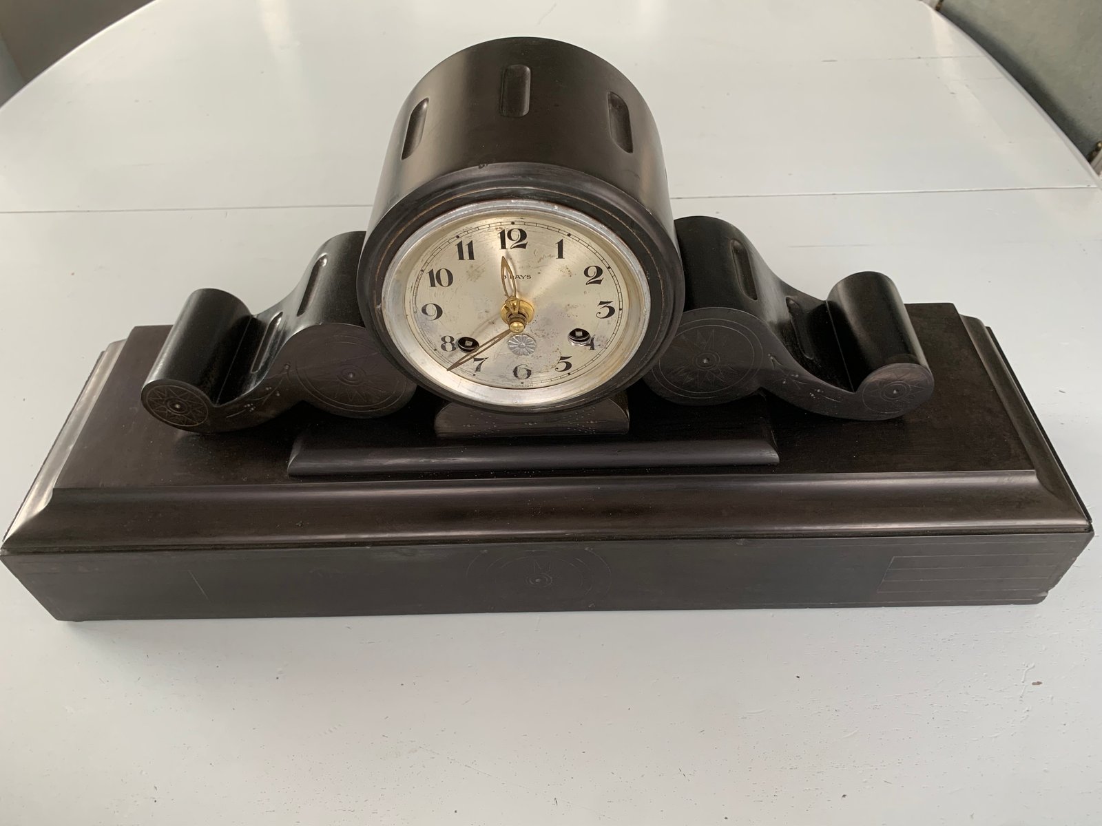 Art Deco Fireplace Clock in Marble, 1930s for sale at Pamono