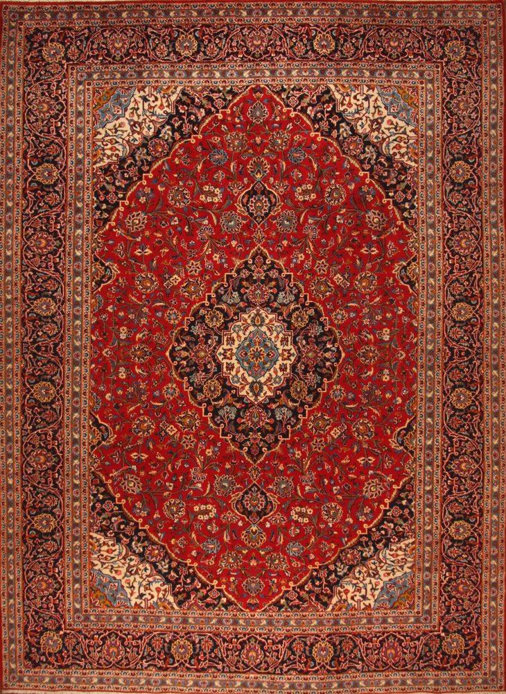 Hand-Knotted Middle Eastern Rug with Plant Dyes for sale at Pamono