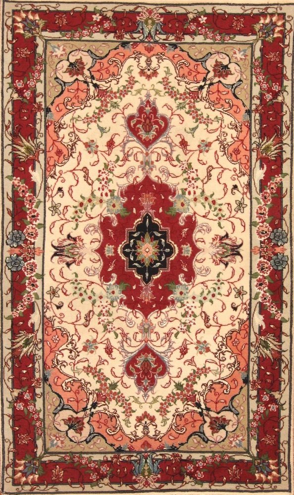 Middle Eastern Rug in Wool for sale at Pamono