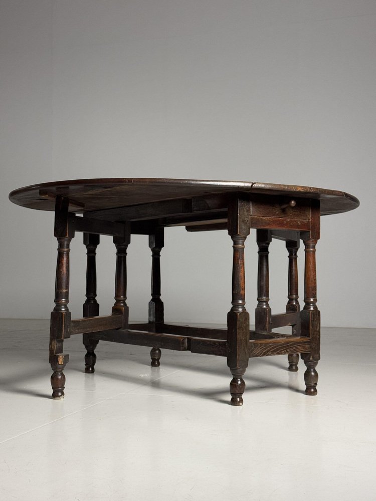 English Gateleg Table in Oak for sale at Pamono