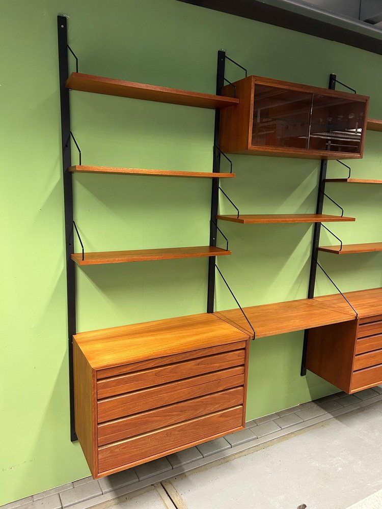 Mid Century Wandregal