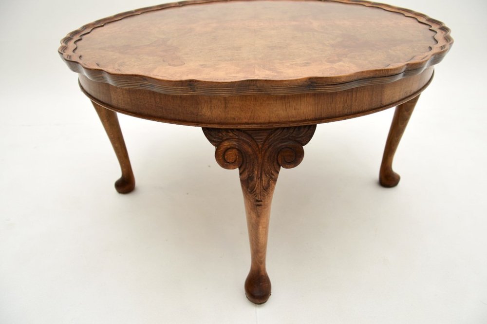 Burr Walnut Pie Crust Coffee Table, 1930s for sale at Pamono